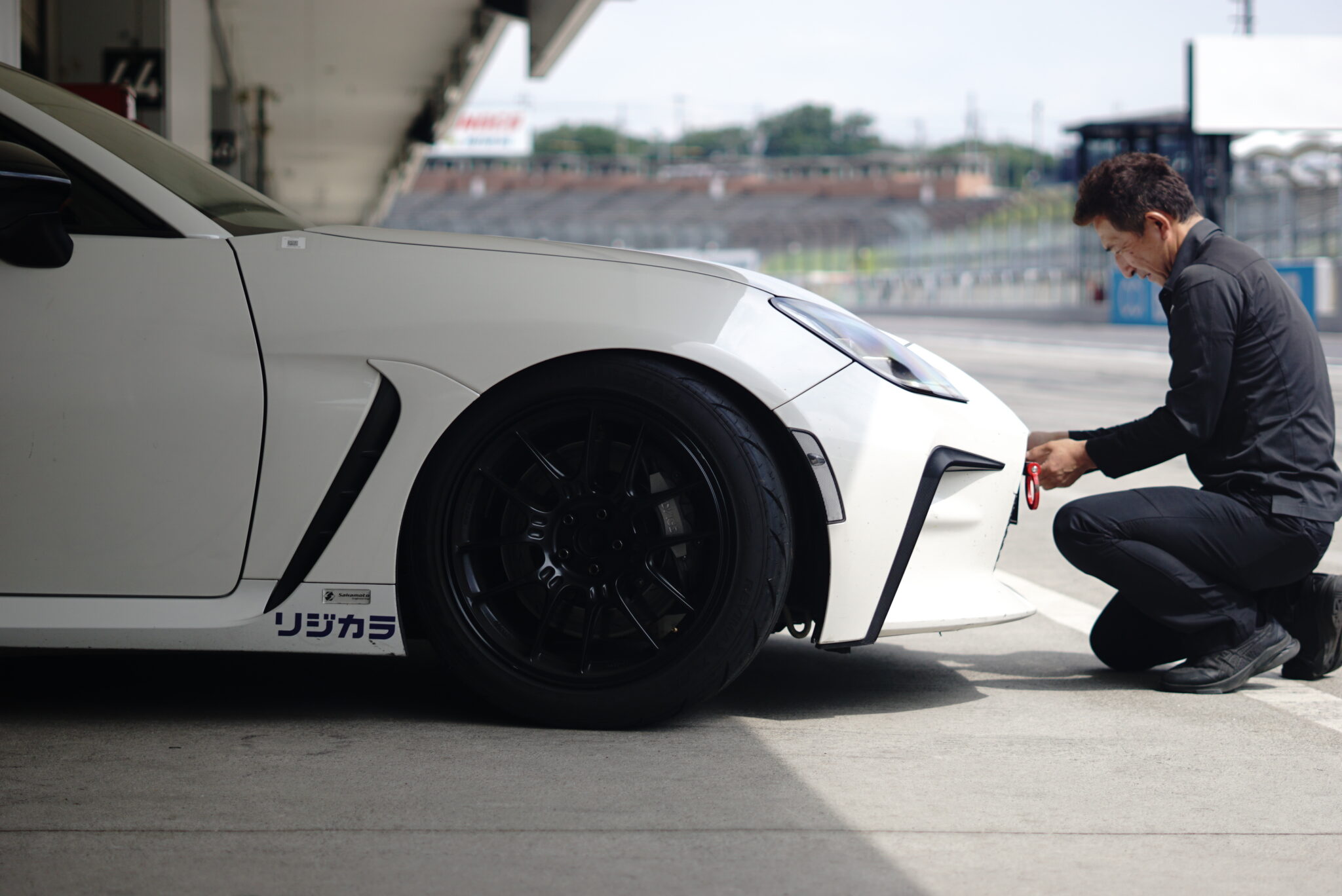 シバタイヤR31 280Rを鈴鹿サーキットでテスト！30秒切りなるか？ | サカモトエンジニアリング