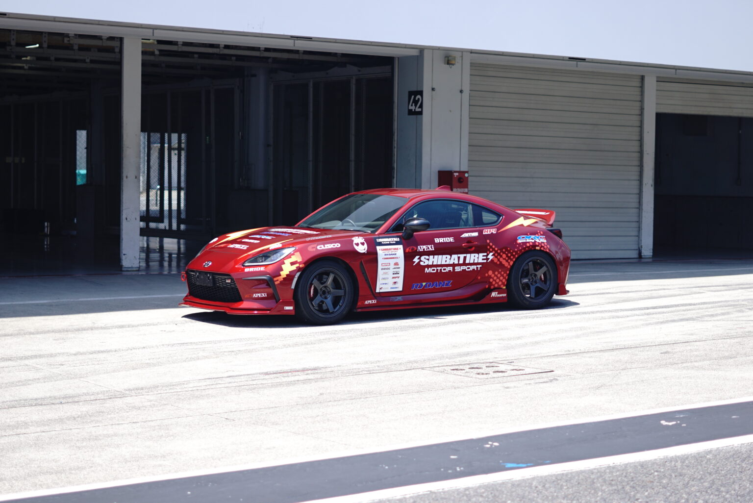 シバタイヤR31 280Rを鈴鹿サーキットでテスト！30秒切りなるか？ | サカモトエンジニアリング