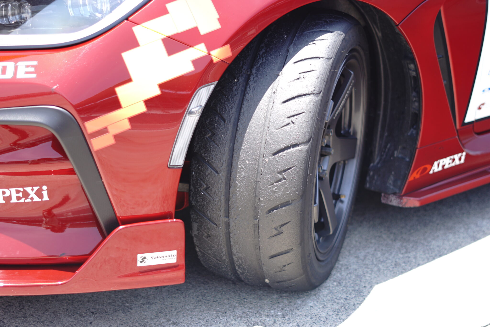 シバタイヤR31 280Rを鈴鹿サーキットでテスト！30秒切りなるか？ | サカモトエンジニアリング